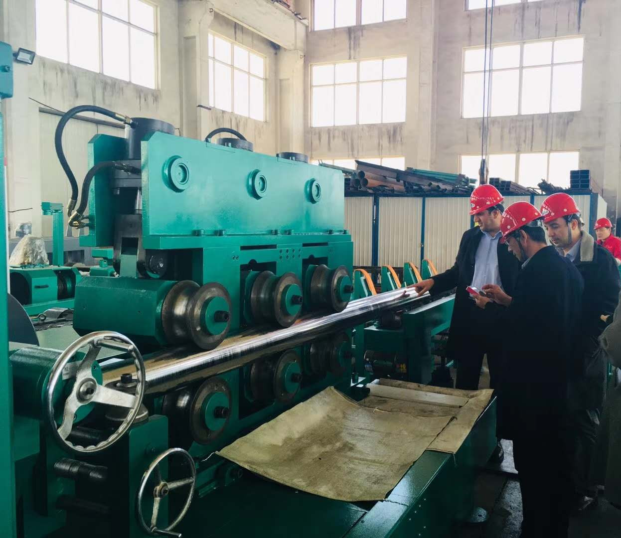 BP-260 Bar Peeling Machine - Dalian Xinyingpeng International Co.,Ltd